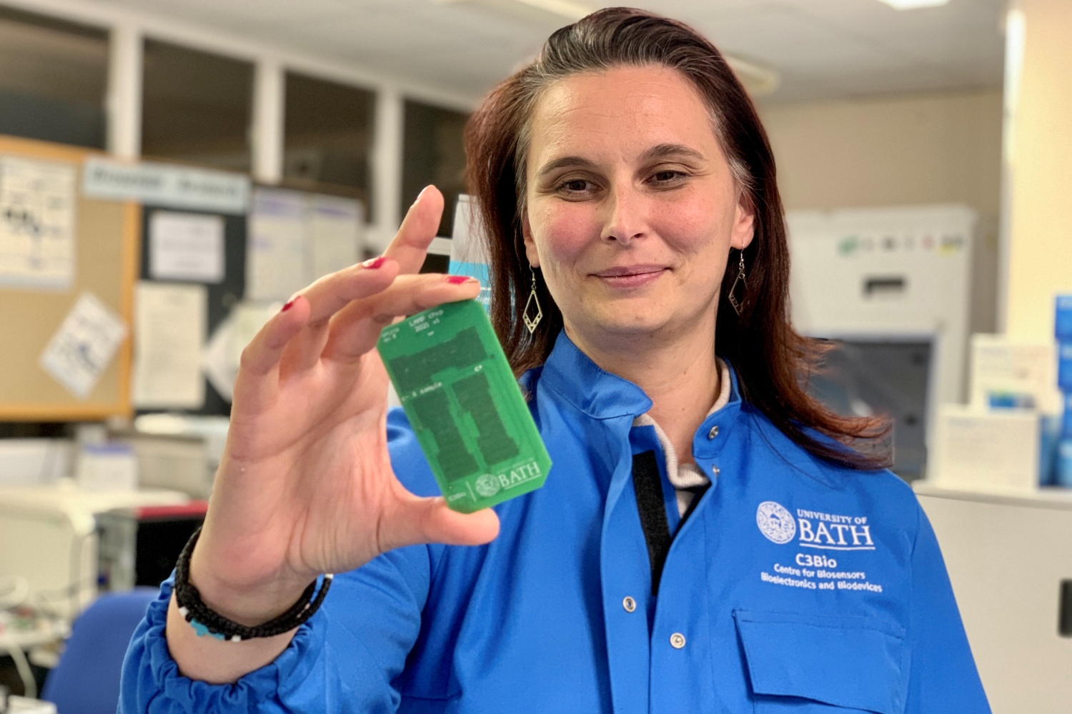 ‘Lab on a chip’ device detects viruses within three minutes – UKRI