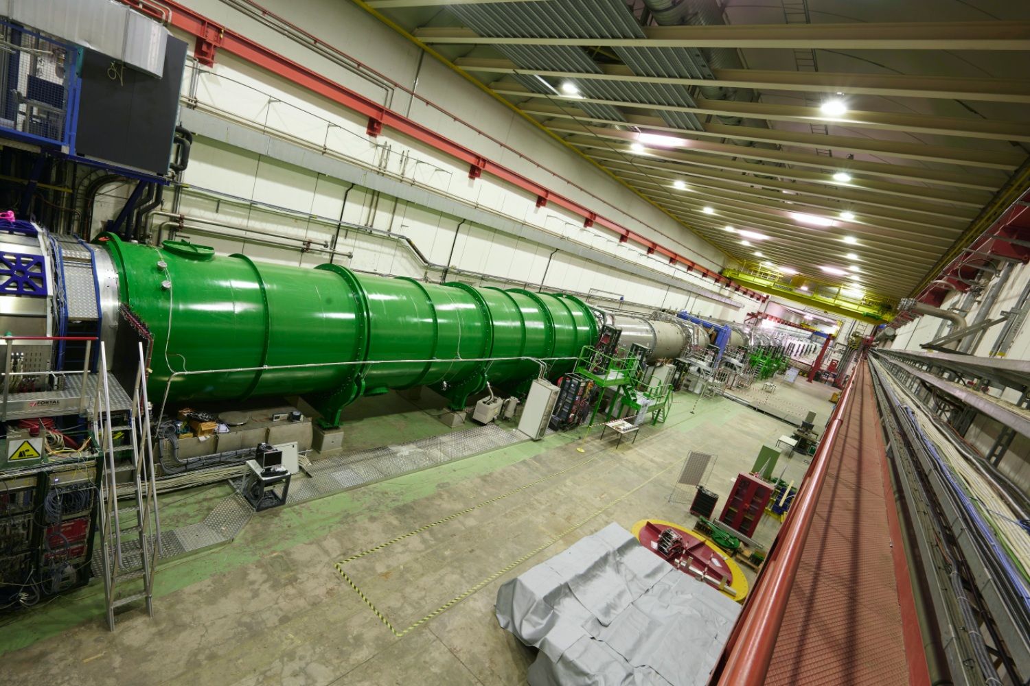 CERN reports first observation of ultra-rare particle decay – UKRI
